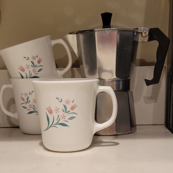 Corningware | Kitchen | 3 Corning Cups Rosemarie Tulip | Poshmark